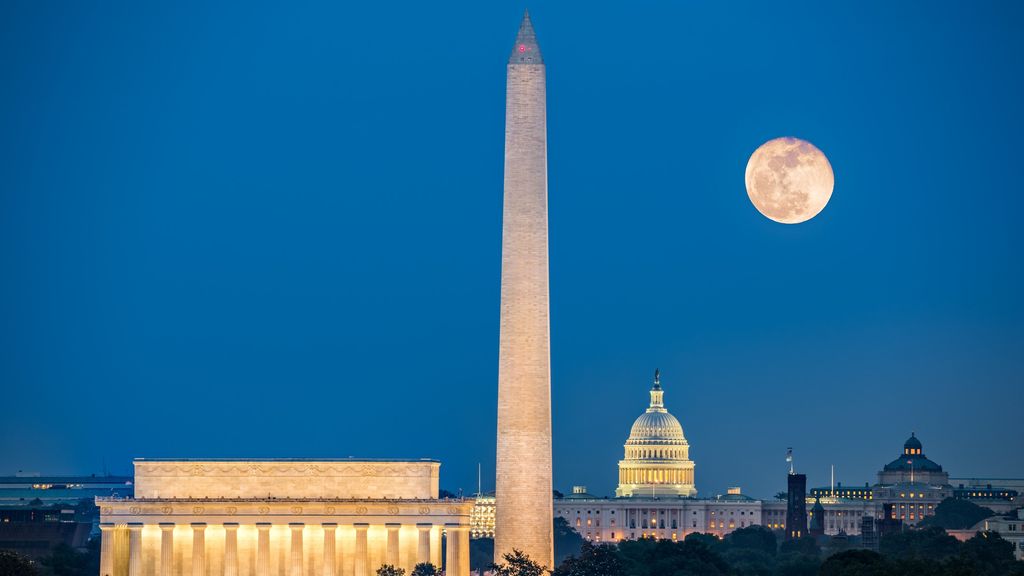 Supermoon: What is it and why does it occur? | Space