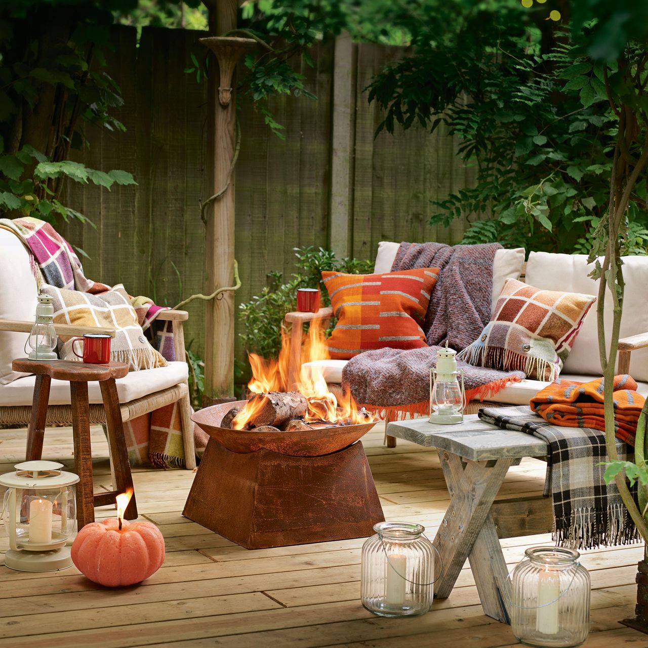 13 cosy garden ideas to transform your garden into an extra family room ...