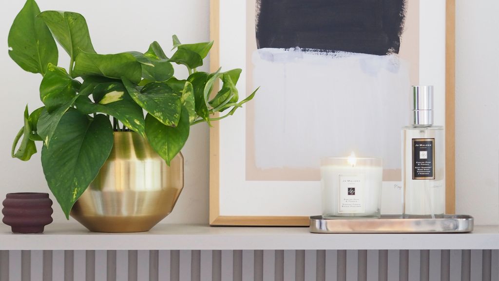 5 Ways to Use Room Spray to Perfectly Fragrance Your Home | Livingetc