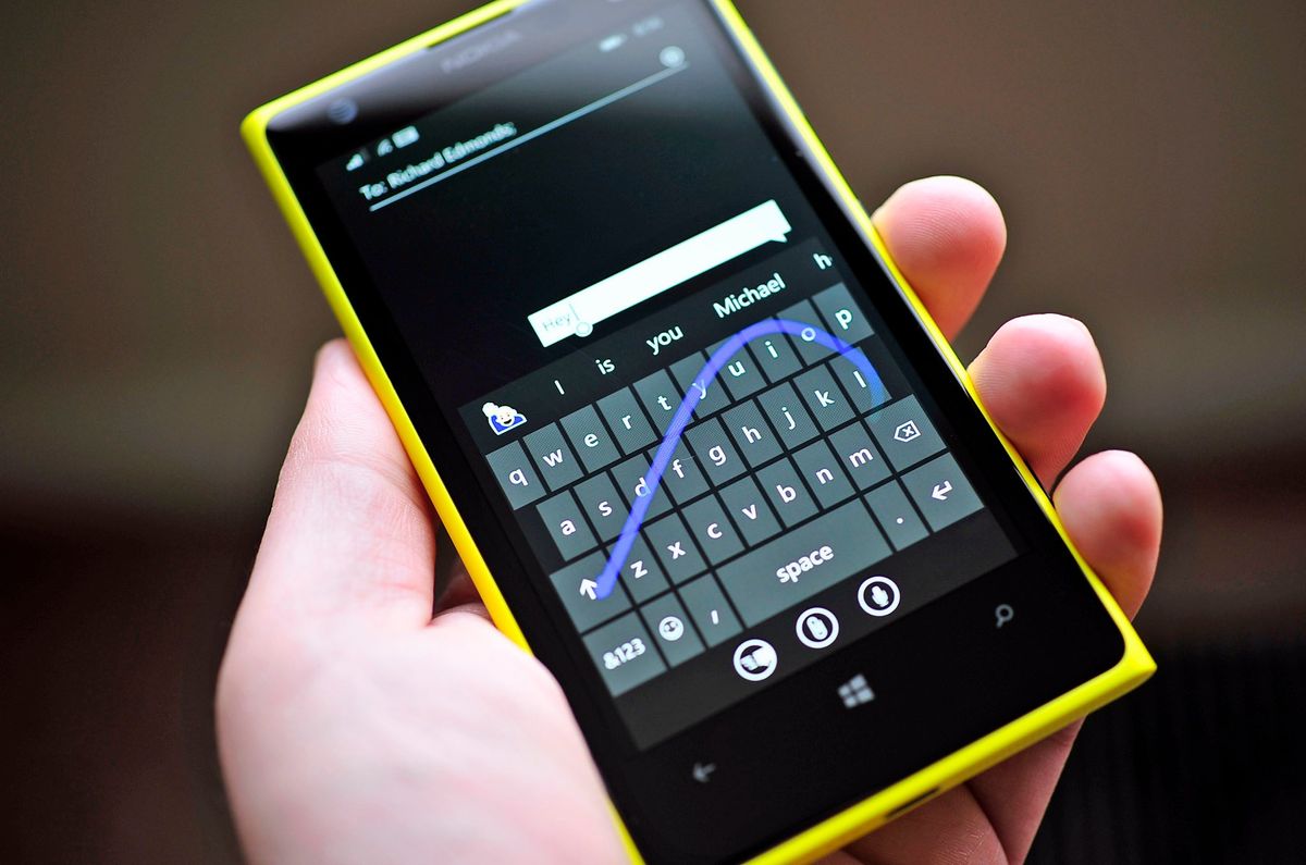 Microsoft’s new Word Flow keyboard sets world record for speed ...