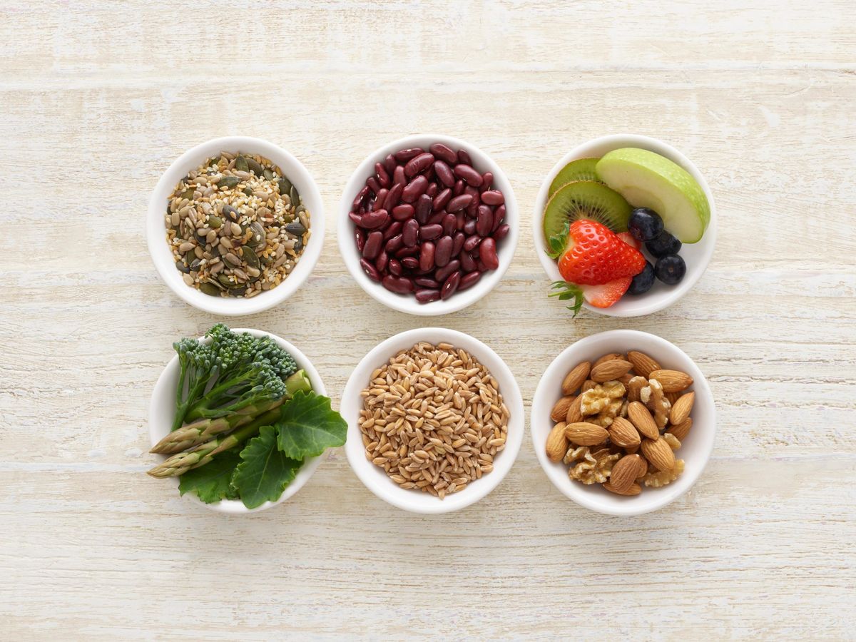 Keep reaching for the snacks? These foods will stop you feeling so ...