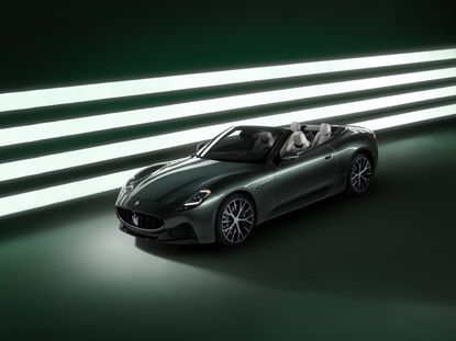 Maserati GranCabrio blends drop-top performance with effortless ...