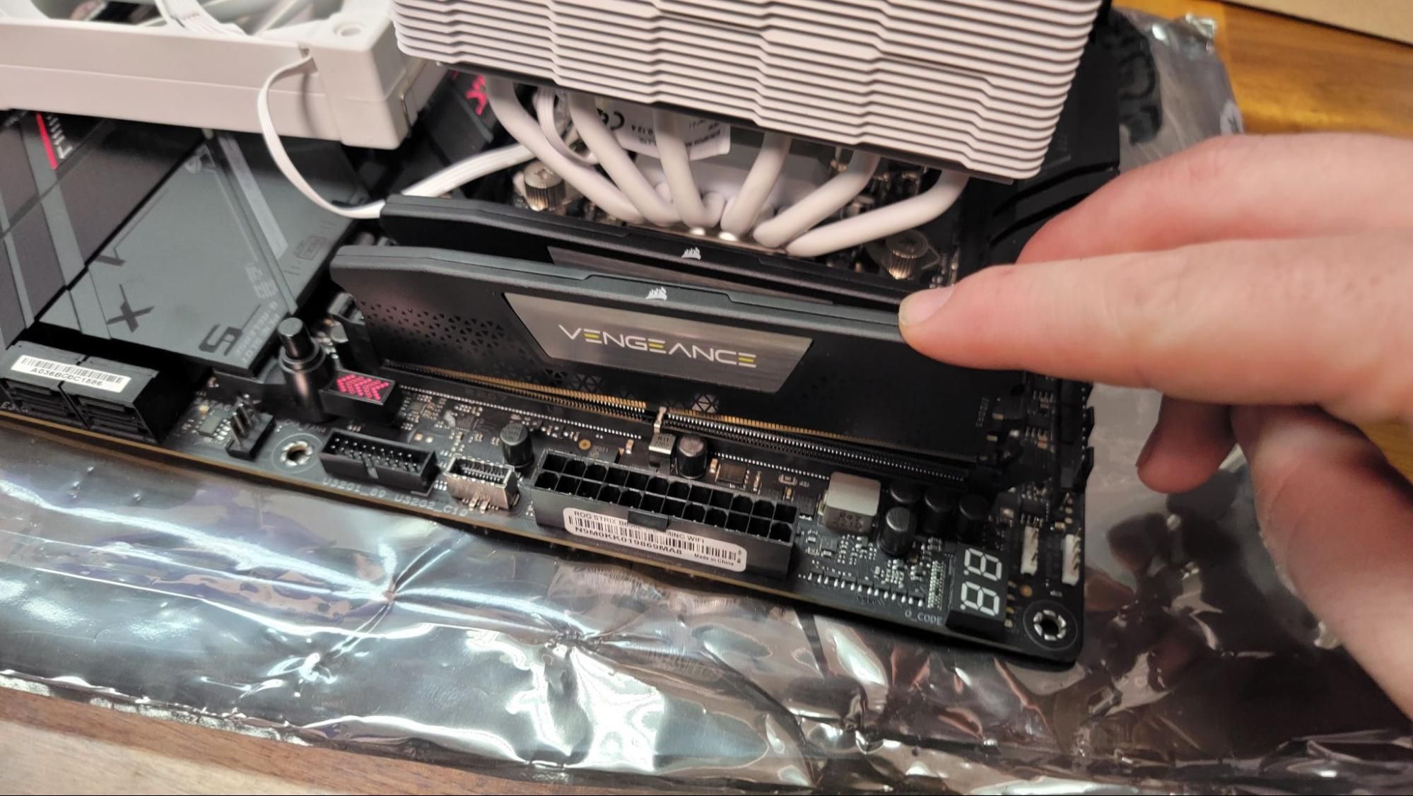 How to Install RAM in a PC | Tom's Hardware