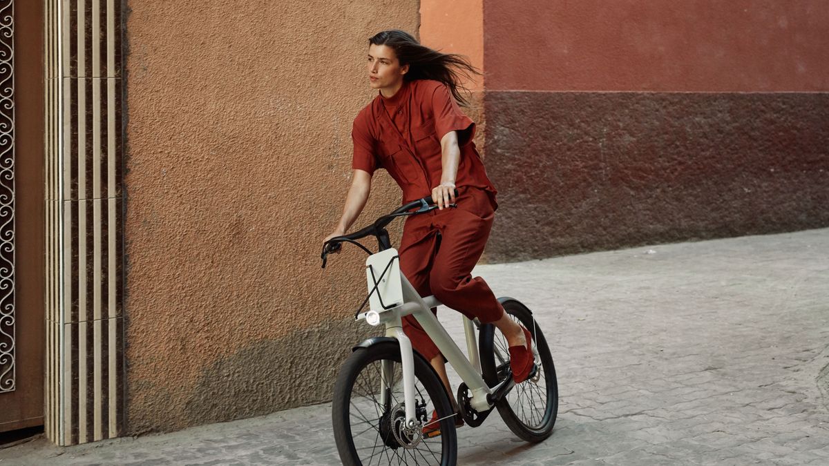 VanMoof Electrified X2 review | TechRadar