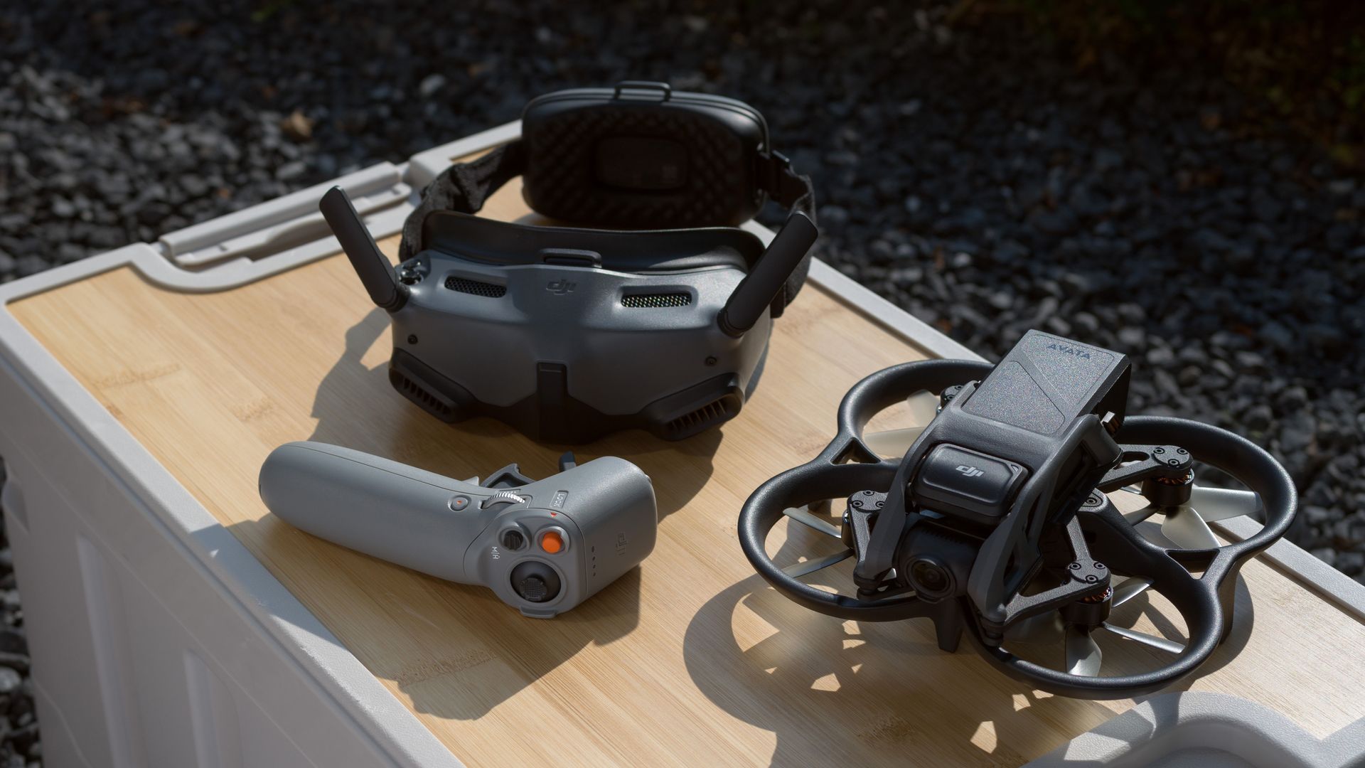 DJI backs Avata with two NEW products: Goggles Integra and new drone ...