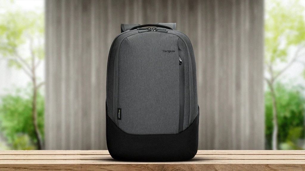 Meet the laptop backpack that thinks it's an AirTag | T3