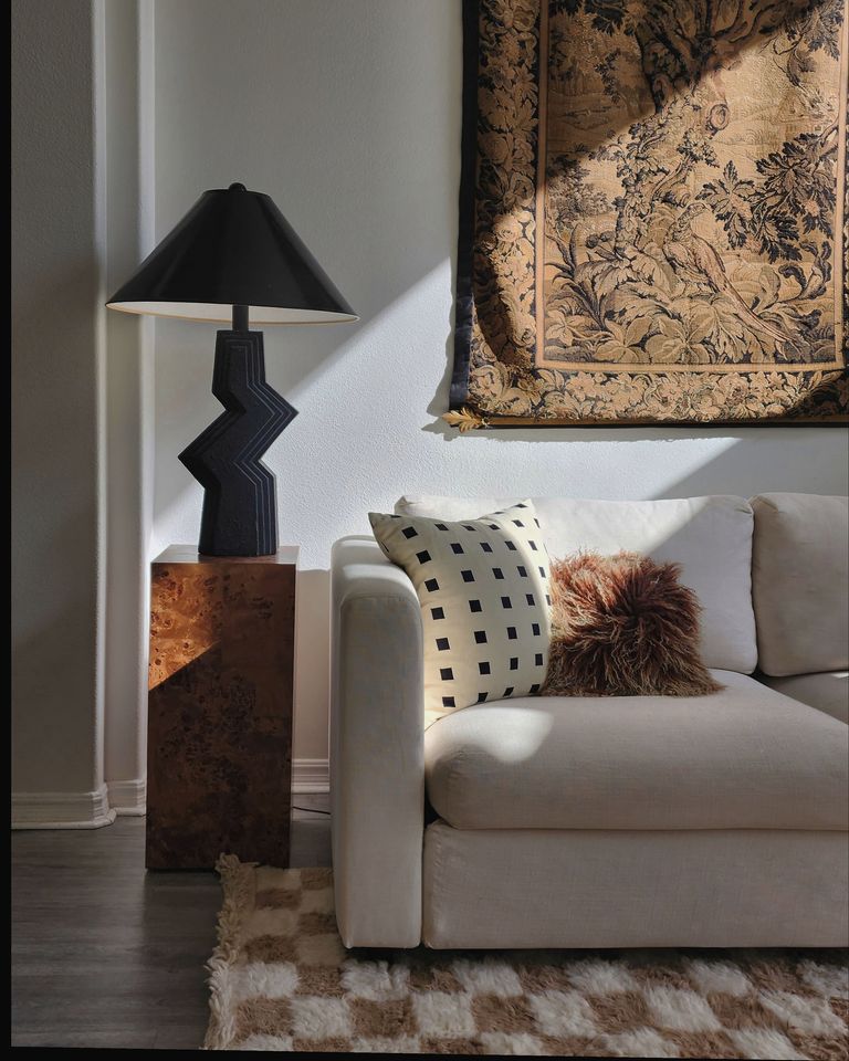 These 5 Examples Prove That Wall Tapestries are Back in 2024 | Livingetc