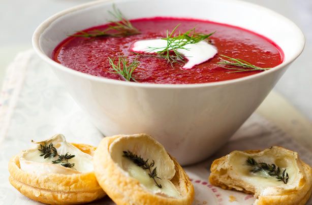 Easy Borscht with goat's cheese tartlets | Dinner Recipes | GoodtoKnow