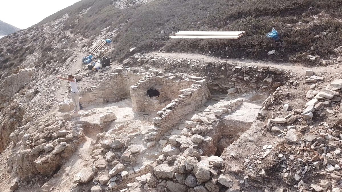 Photos: Ancient Pyramid-Shaped Settlement | Live Science