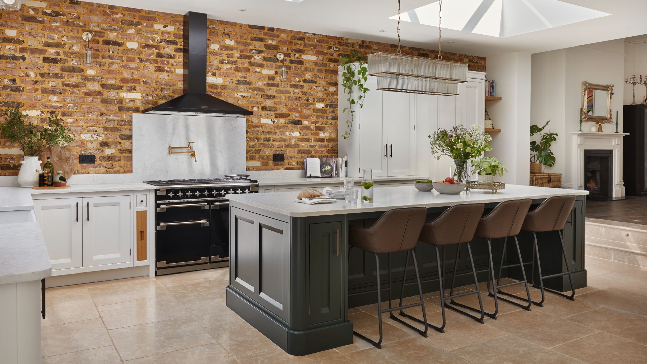 How to keep a kitchen cool: 5 ways to beat the heat | Ideal Home