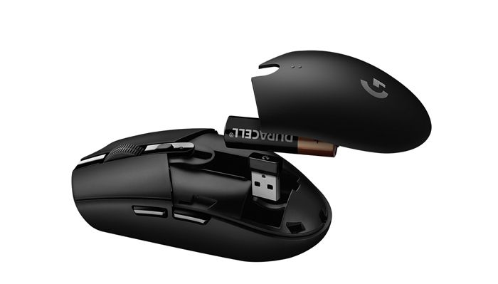 Wow, this Logitech mouse is wireless, boasts 200 hours of battery, and ...