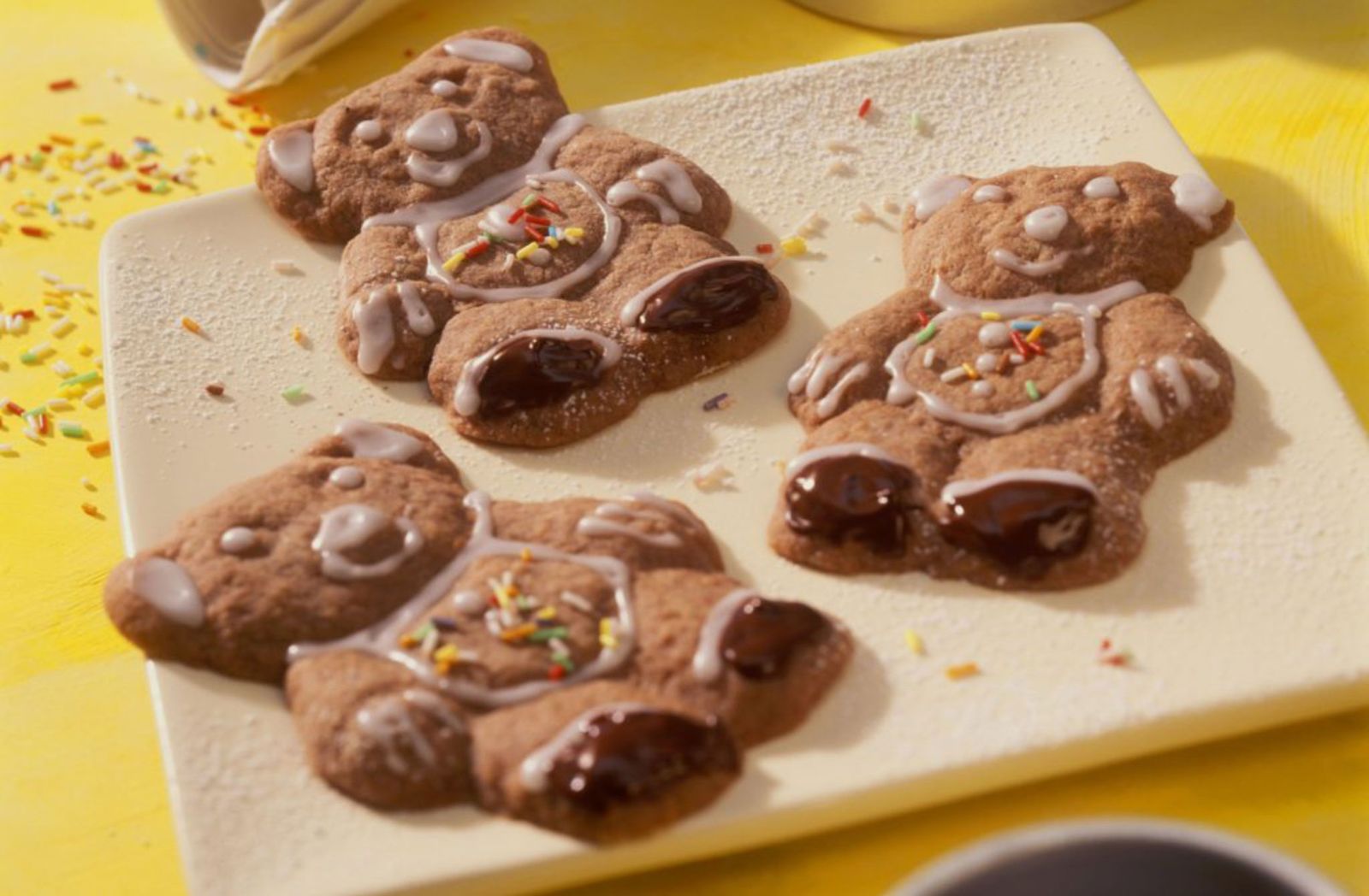 Skiing teddy bear biscuits | Snack Recipes | GoodtoKnow
