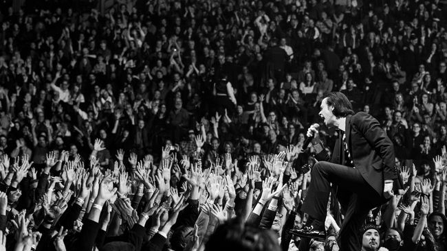 Neil Young announces Love Earth World Tour with the Chrome Hearts | Louder