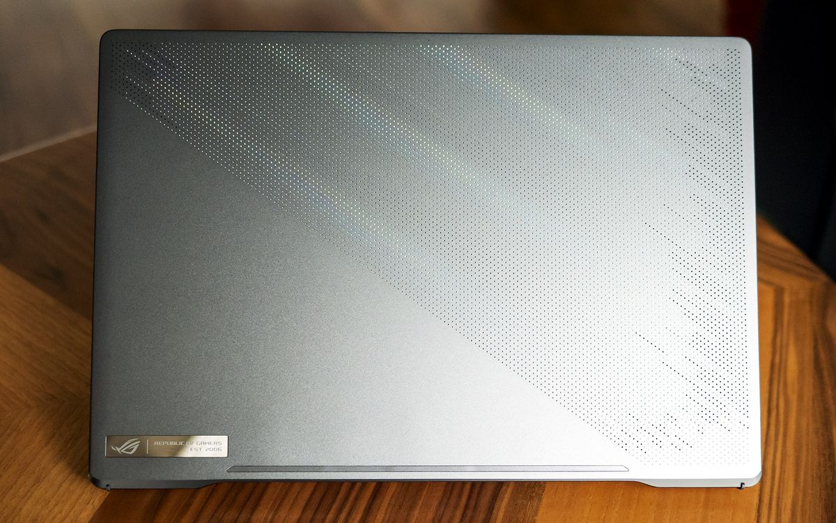 Asus ROG Zephyrus G15 Review: Admirably Portable Gaming | Tom's Hardware