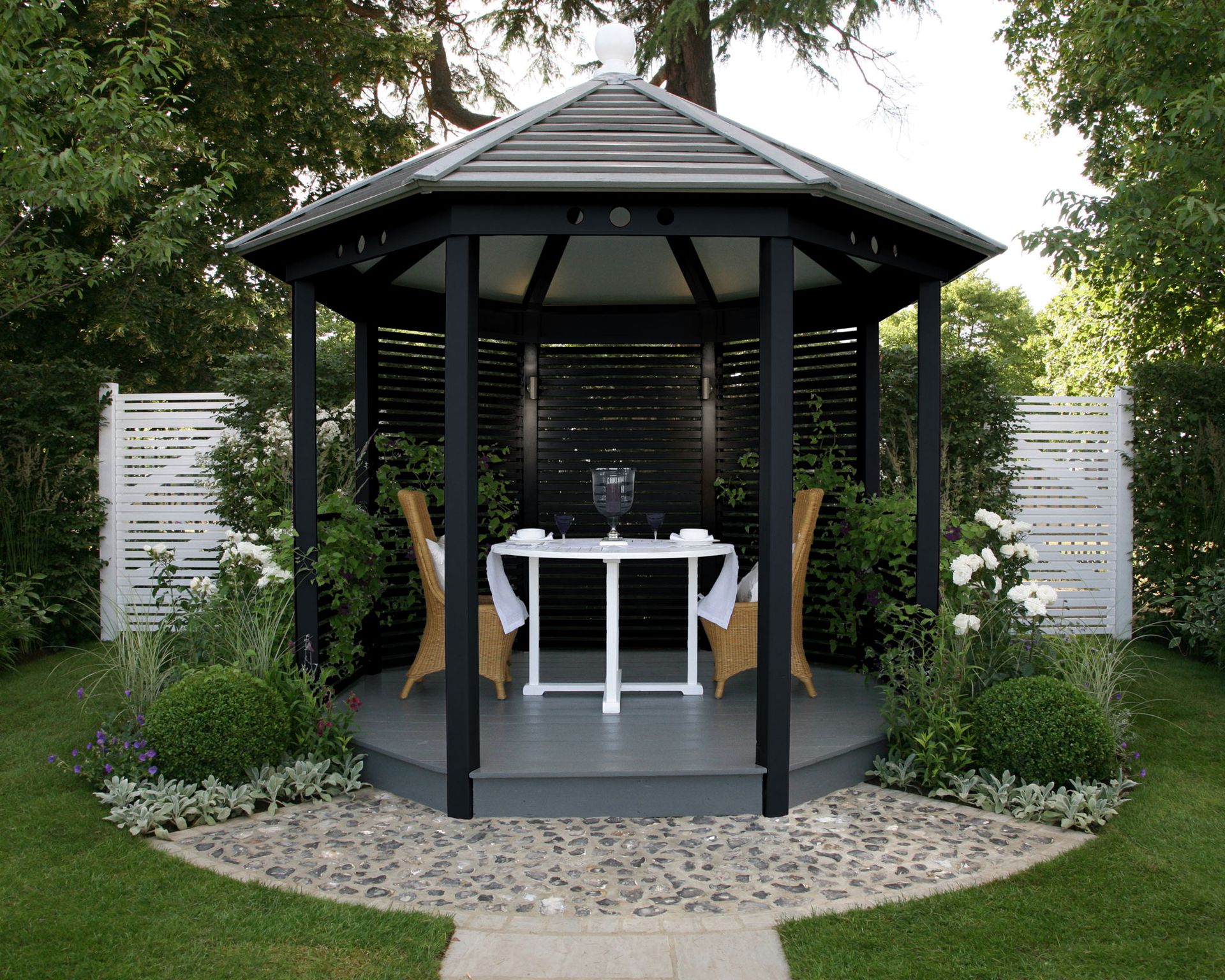 10 inspiring gazebo ideas for a fresh garden look | Livingetc