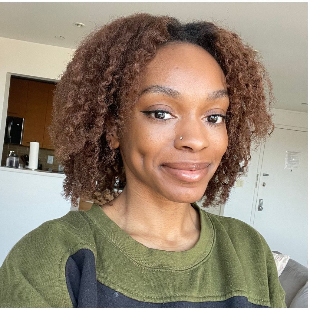 10 Best Anti-Frizz Hair Products For a Humidity-Proof Routine | Marie ...