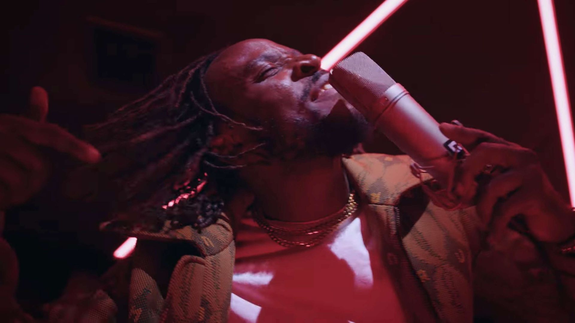 “They pick one crisis in one country and they paint the whole of Africa ...