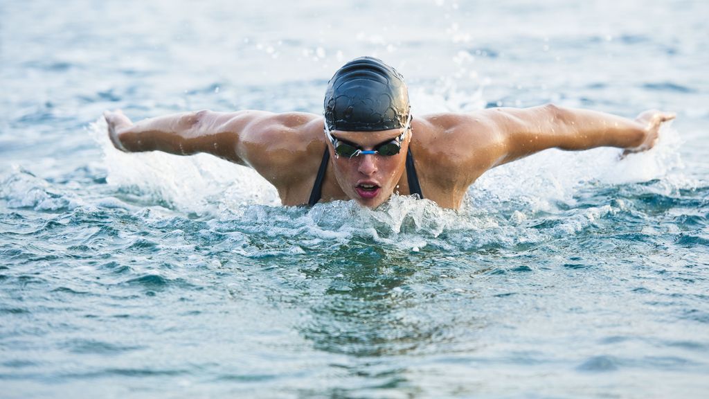 Does swimming build muscle? | Live Science