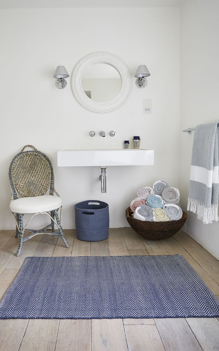 Bathroom rug ideas: 10 ways to use rugs in a bathroom | Homes and Gardens