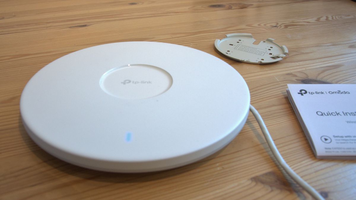 TP-Link Omada EAP683 LR Wireless Access Point review | TechRadar