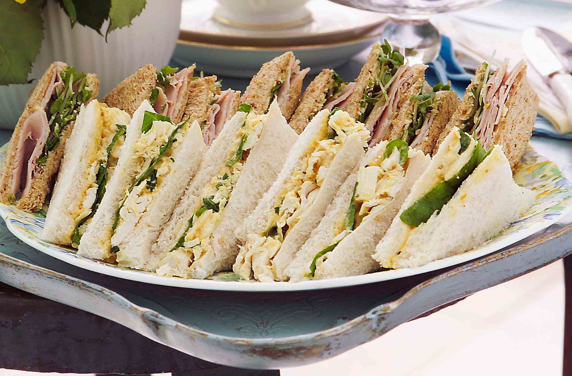 Coronation-style chicken sandwiches | British Recipes | GoodtoKnow