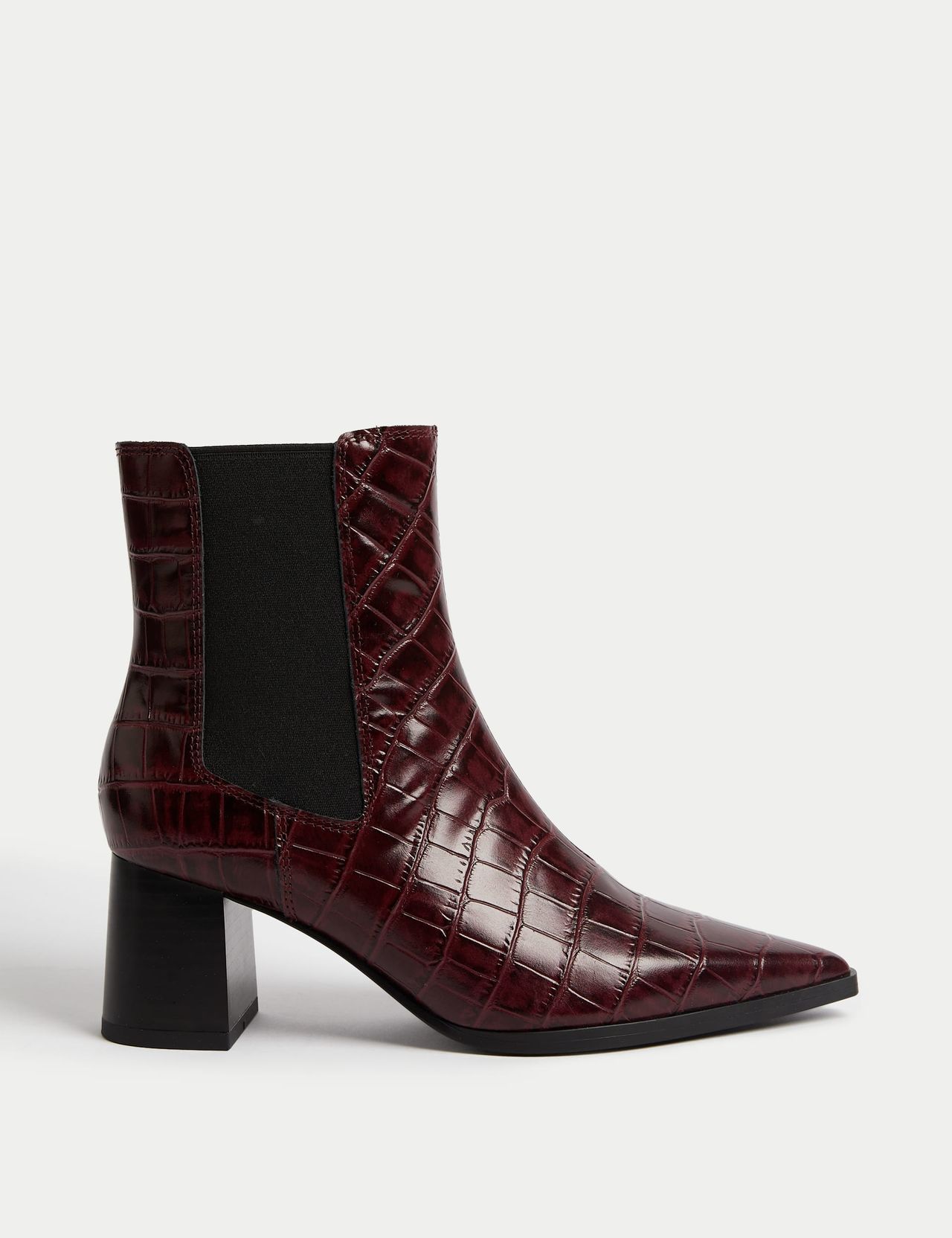 The Burgundy Boots Trend Is Coming for Your Wardrobe This Autumn | Who ...
