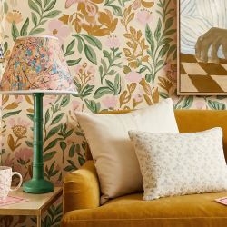 New B&M wallpaper collection has arrived; on-trend marble design is ...