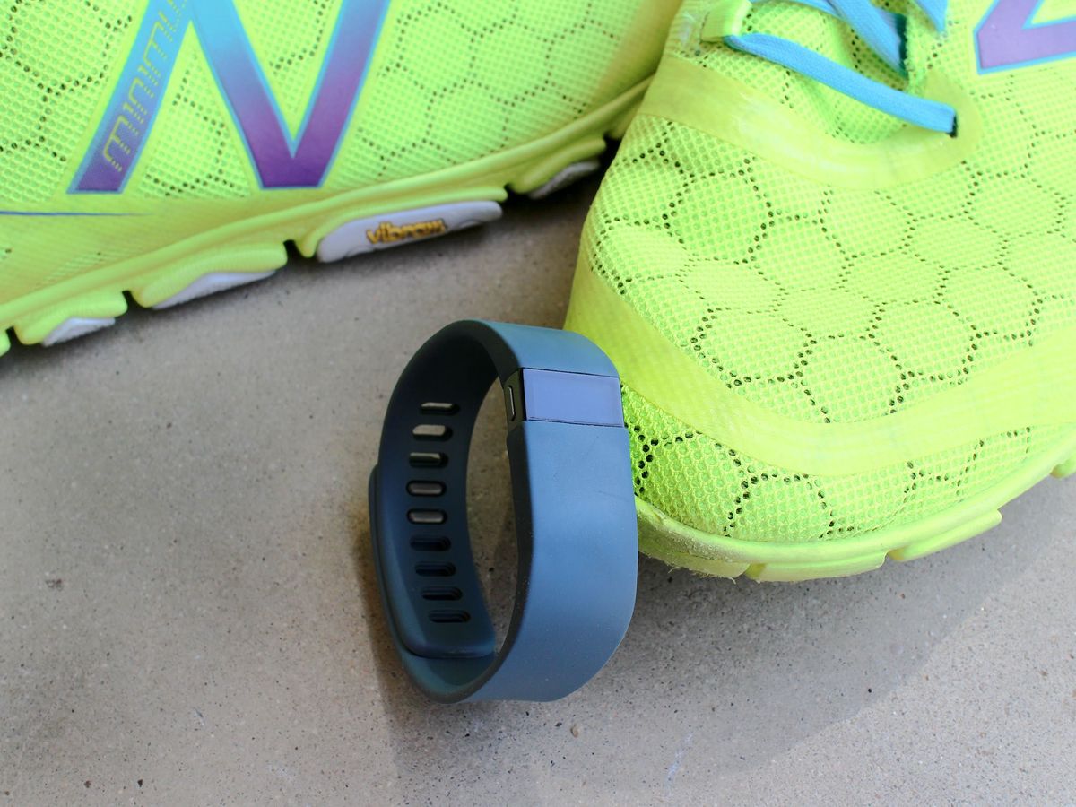 Join us in the #MobileFit month Fitbit Group Challenge! | Windows Central