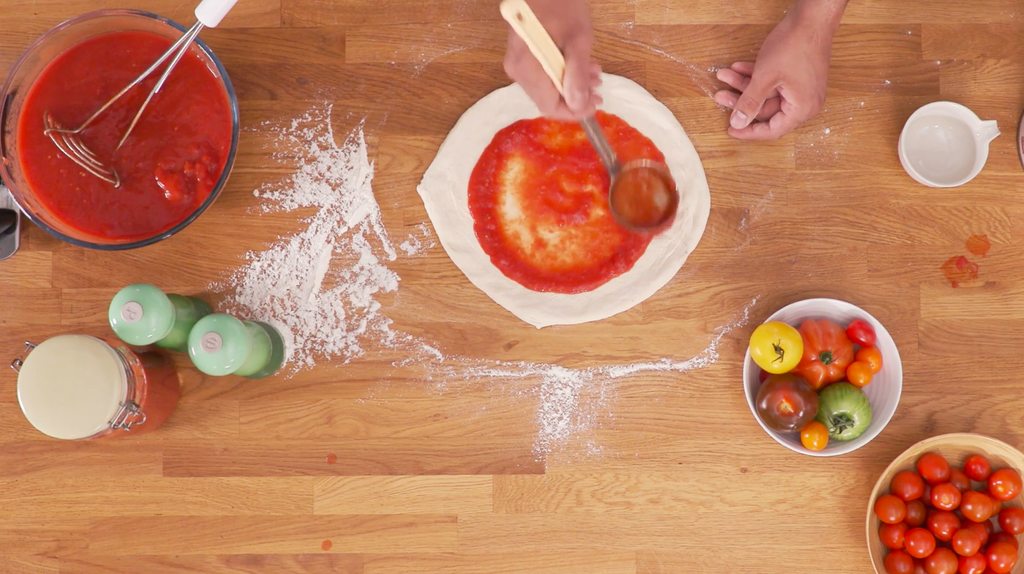 How to make pizza sauce | GoodtoKnow