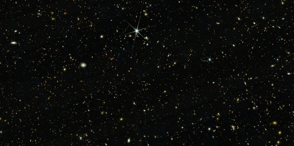 James Webb telescope unveils largest-ever map of the universe, spanning ...