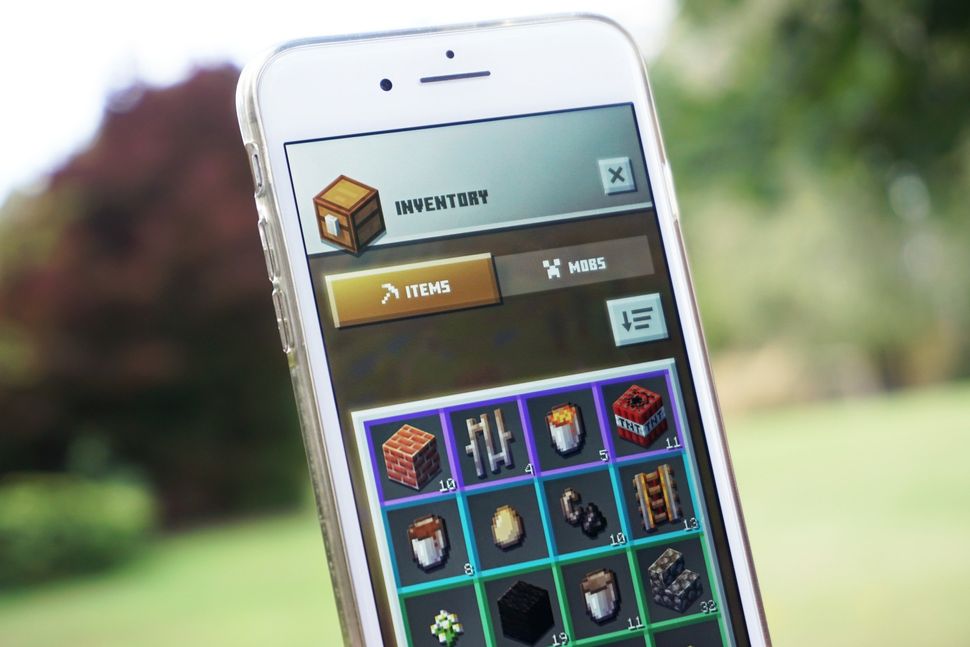 Minecon 2019 news roundup: Minecraft bees, Nether Update, Minecraft ...