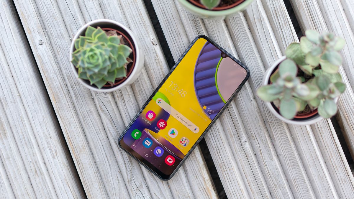 Samsung Galaxy M31 review: Best-in-class battery life | IT Pro