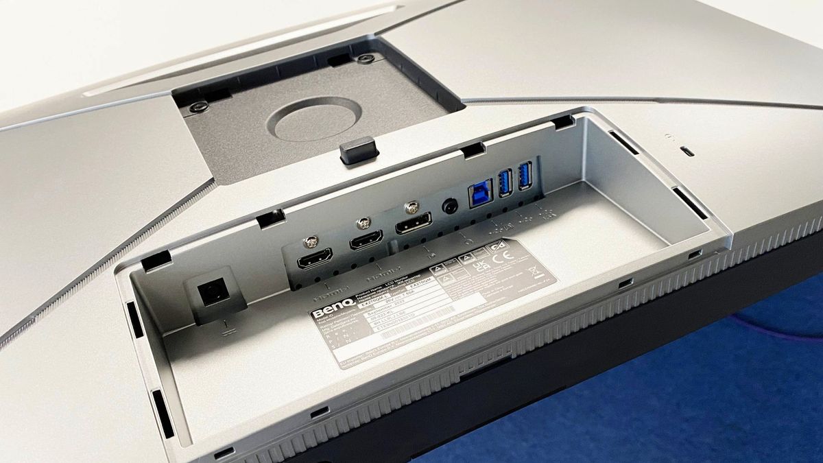 BenQ Mobiuz EX270QM review: "A pure close-quarters desktop gaming ...