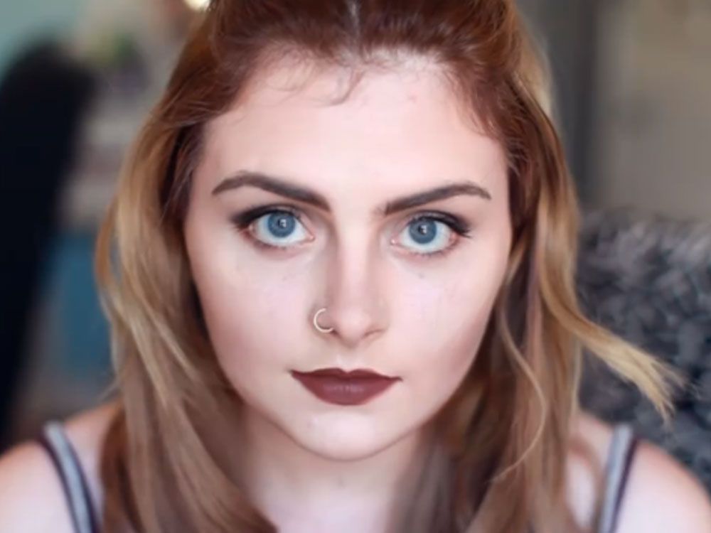 This ‘Depression Makeup Tutorial’ Poignantly Shows The Realities Of ...