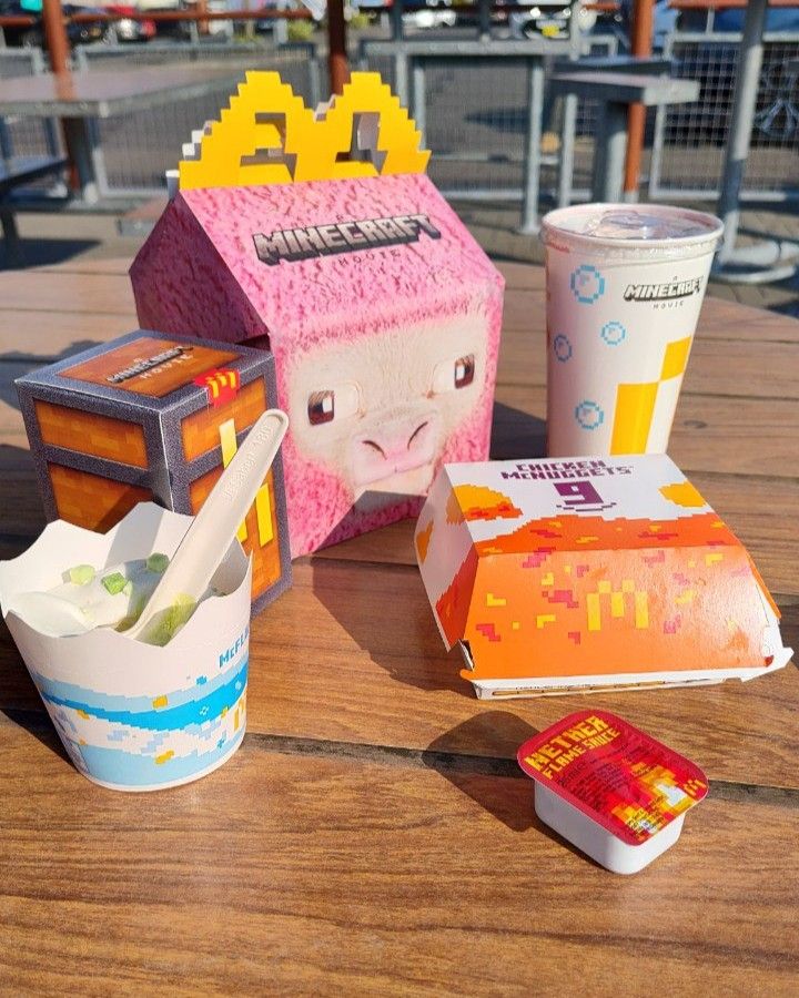 Minecraft Nether Flame Sauce review: McDonald’s best dip? | Windows Central