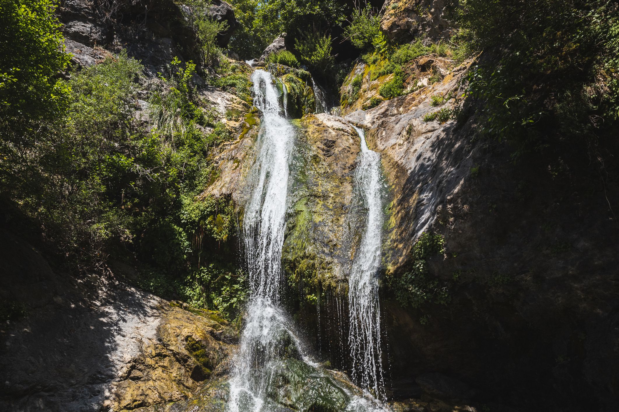 21-year-old hiker dies after falling from waterfall in Big Sur ...