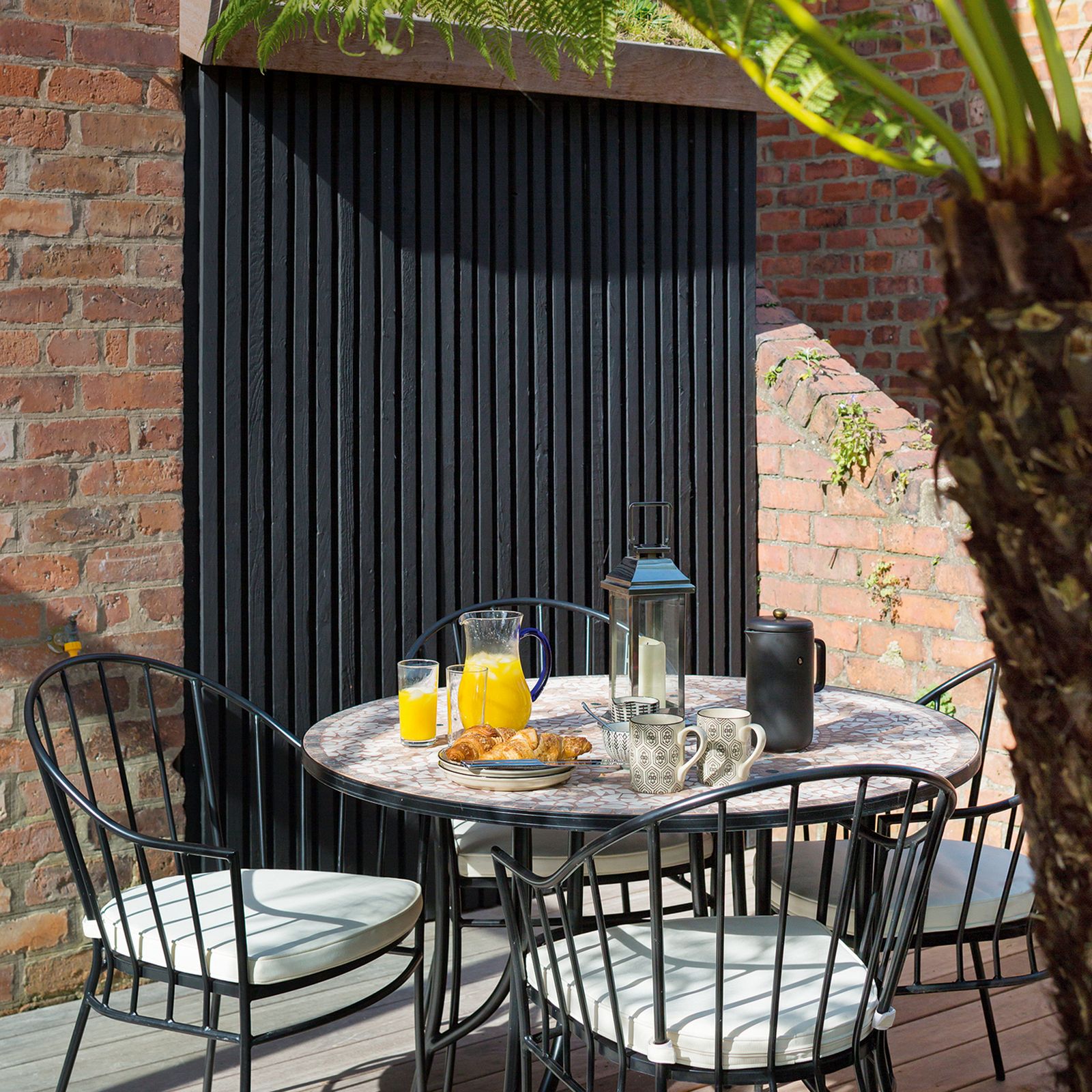 17 courtyard garden ideas to create a hidden paradise | Ideal Home