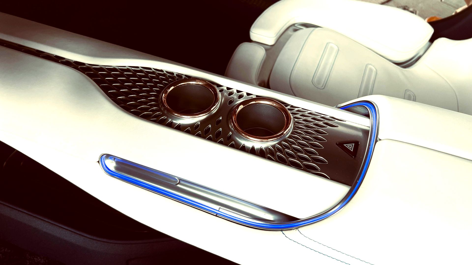 A Drive In The Mercedes EQXX Showed Me Why You Should No Longer Accept a-drive-in-the-mercedes-eqxx-showed-me-why-you-should-no-longer-accept