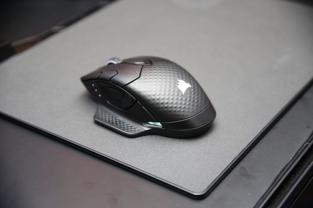 Corsair 'Concept Zeus' Solves One Wireless Mouse Problem With Qi ...