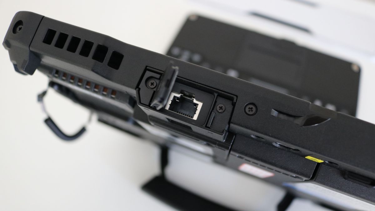 Hands on: Panasonic Toughbook G2 rugged 2-in-1 Windows tablet review ...