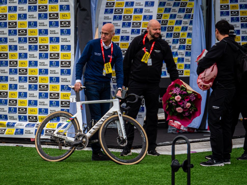 The Paris-Roubaix winner's bike: Mathieu van der Poel's Canyon Aeroad ...