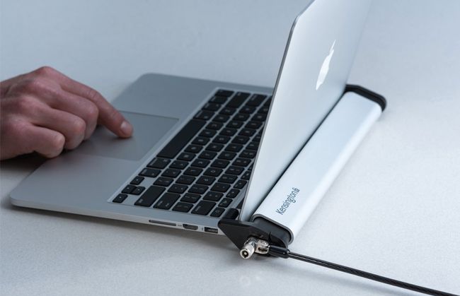 Kensington Laptop Locking Station 2.0 Review: Security, But at a Cost ...