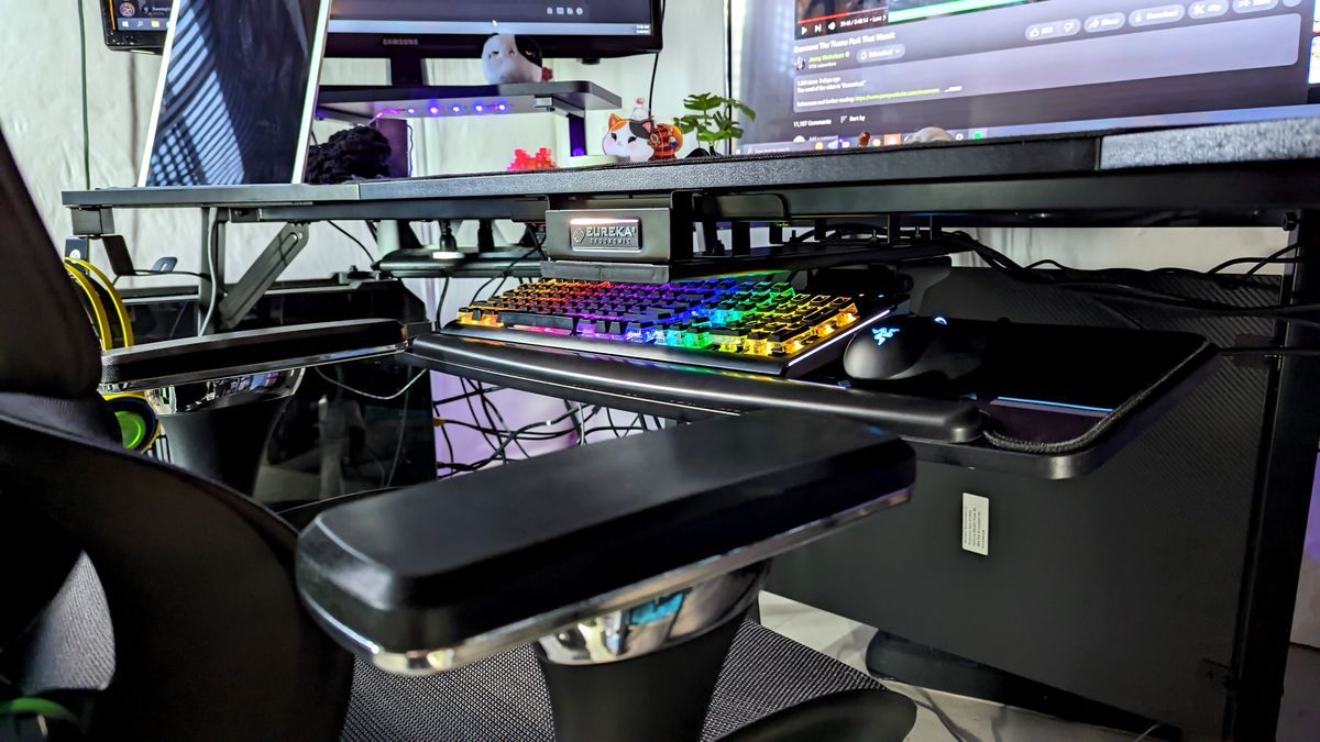 Eureka Ergonomic AED-E70B gaming desk review: plenty of space, lots of ...