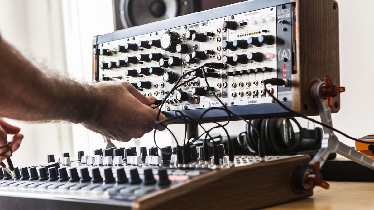 NAMM 2018: Arturia’s RackBrute is a powered Eurorack case that hooks up ...