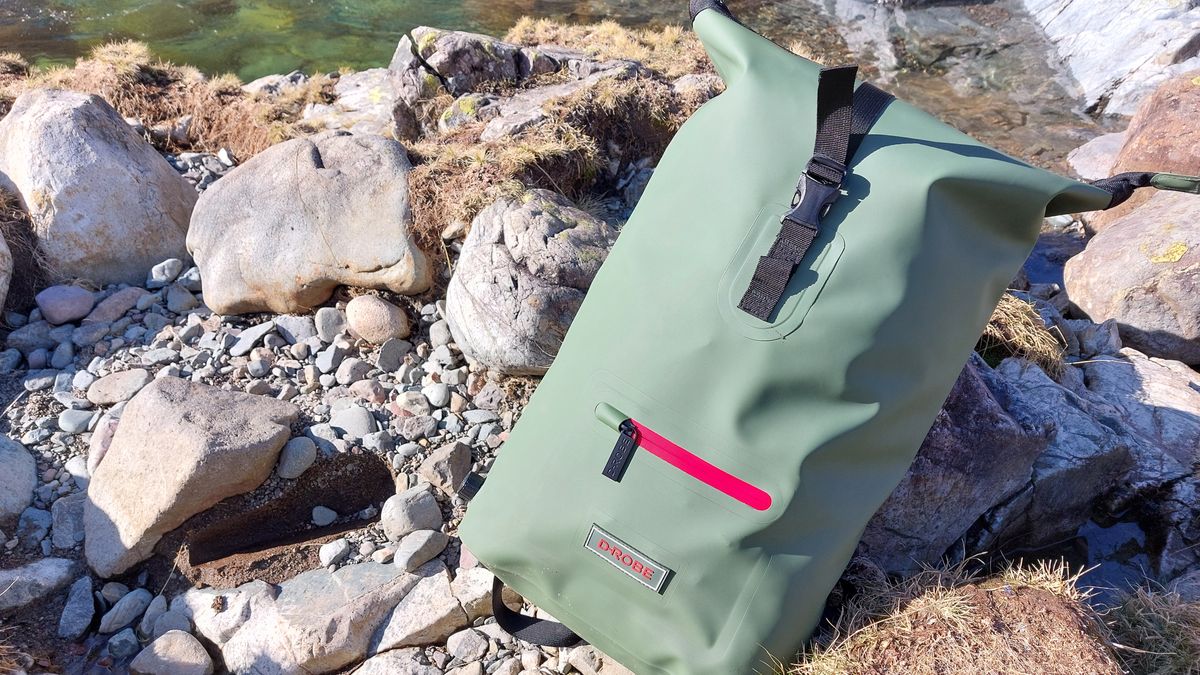 D-Robe 20L roll-top backpack review: a stylish dry bag that works for ...