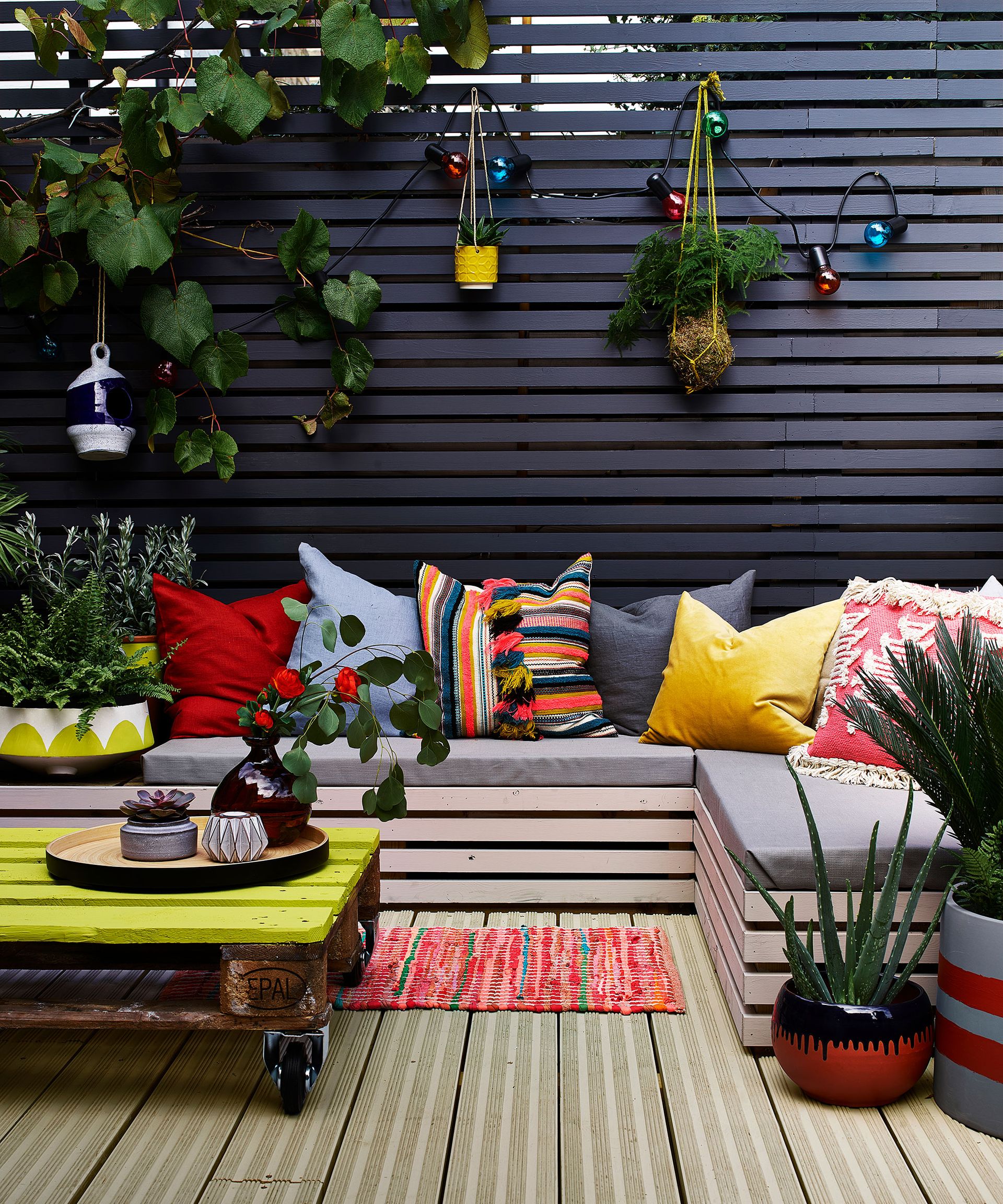22 deck ideas for a stylish and comfortable outdoor space | Real Homes