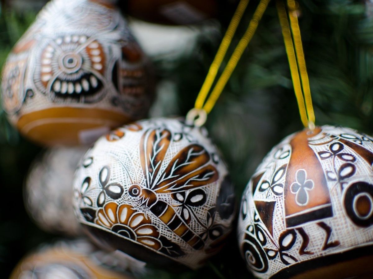 Painted Gourd Ornaments: How To Dry And Decorate Gourds | Gardening ...