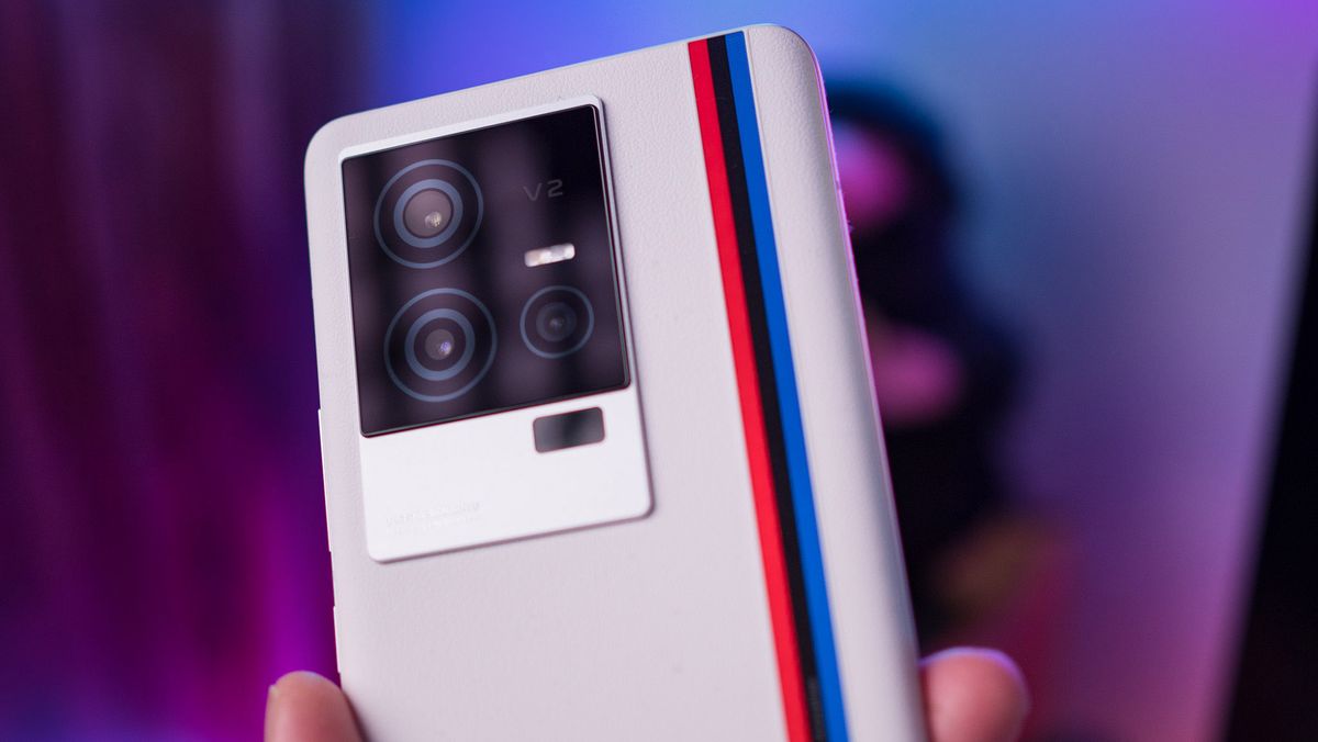 iQOO 11 review: Throwing down the gauntlet for 2023 value flagships ...