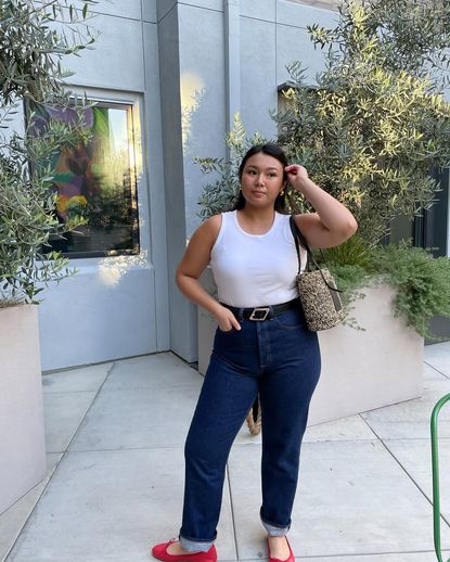 5 Chic Outfits With Red Shoes You'll Want to Copy Immediately ...