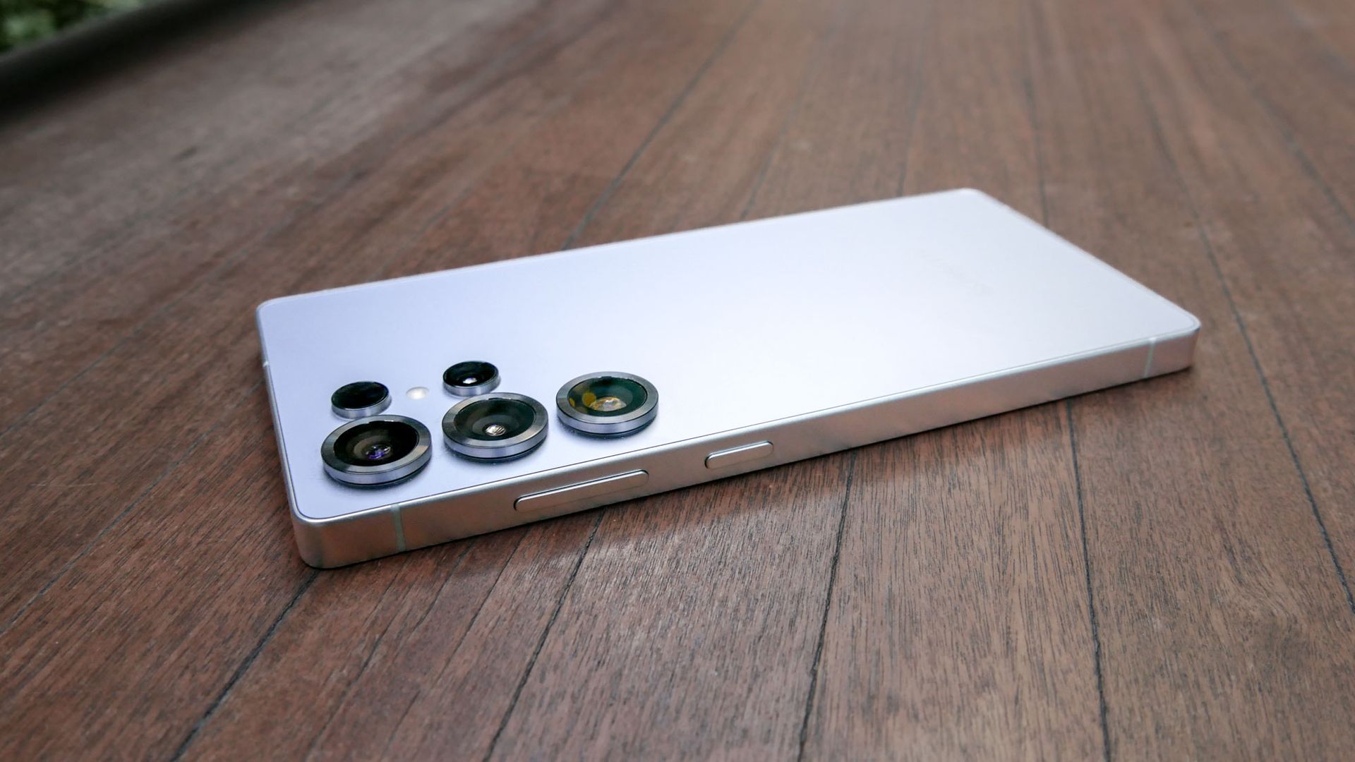 Samsung Galaxy S25 users are facing charging issues — what you need to ...